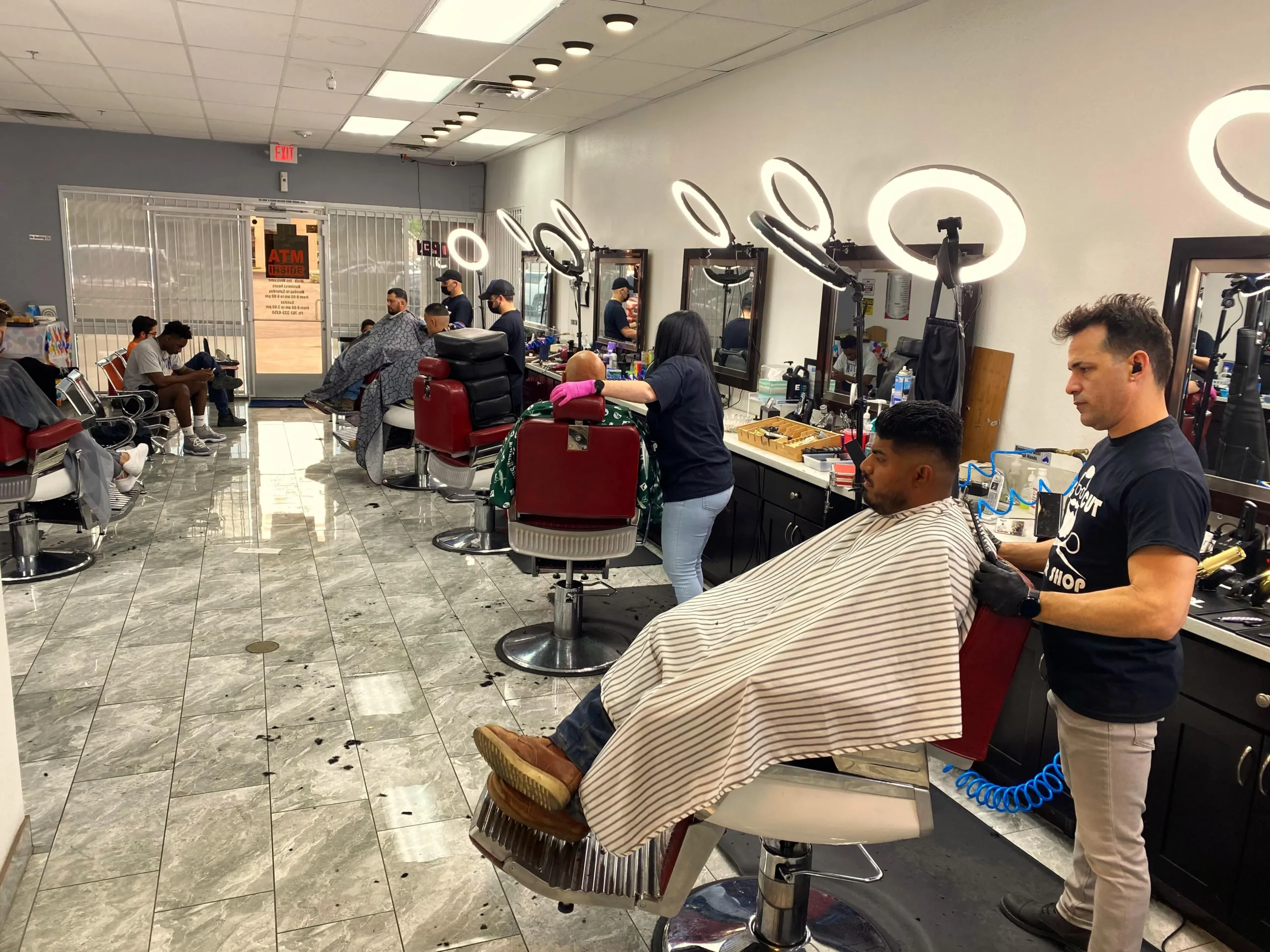 Inside » Big Cut Barber Shop